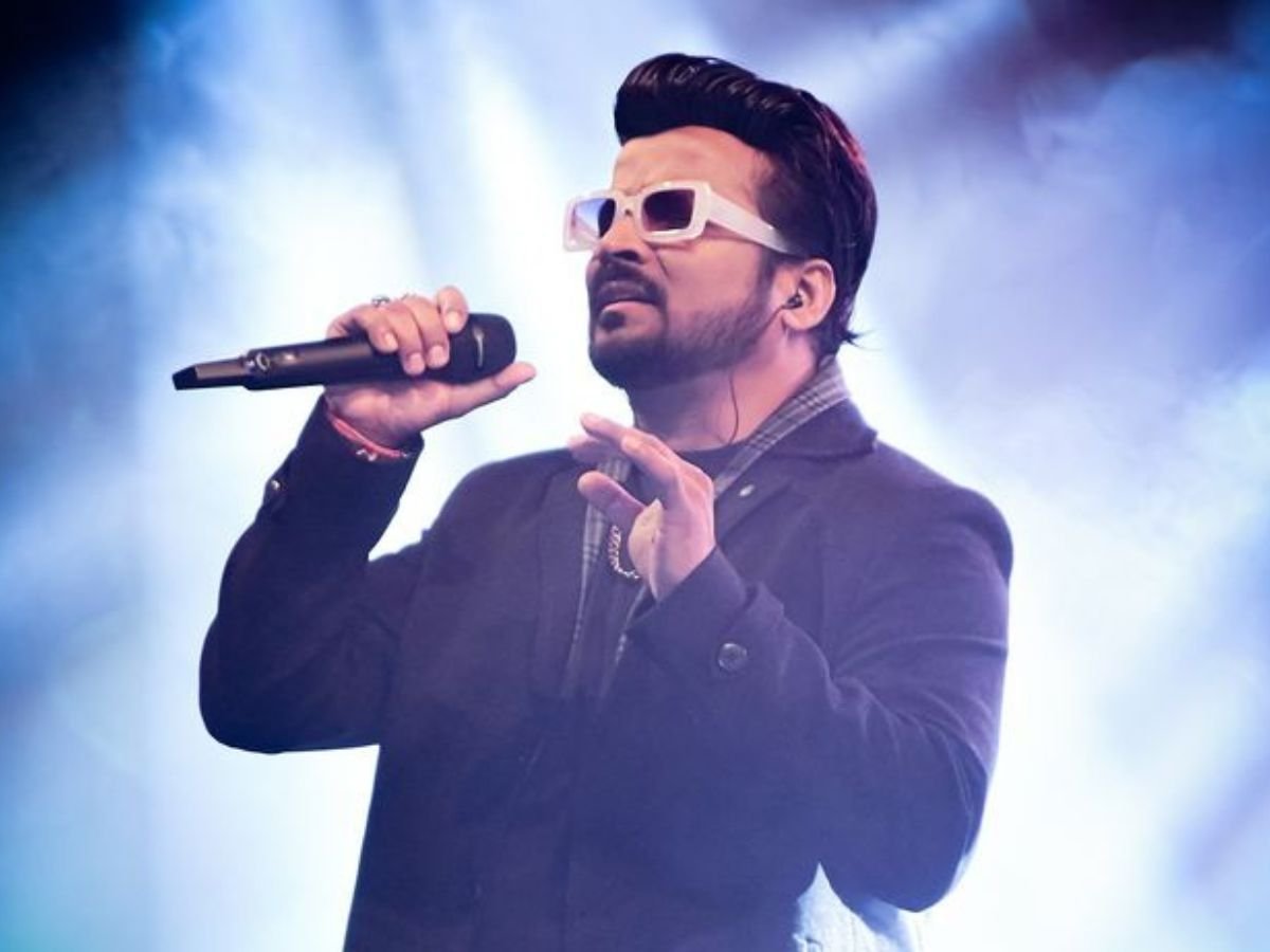 Singer Shahid Mallya Live Performance in Bombay Cocktail Bar Coming February 10